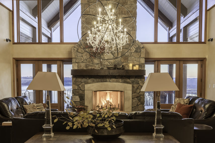 Dream Homes: Cozy Luxury Homes in Canada