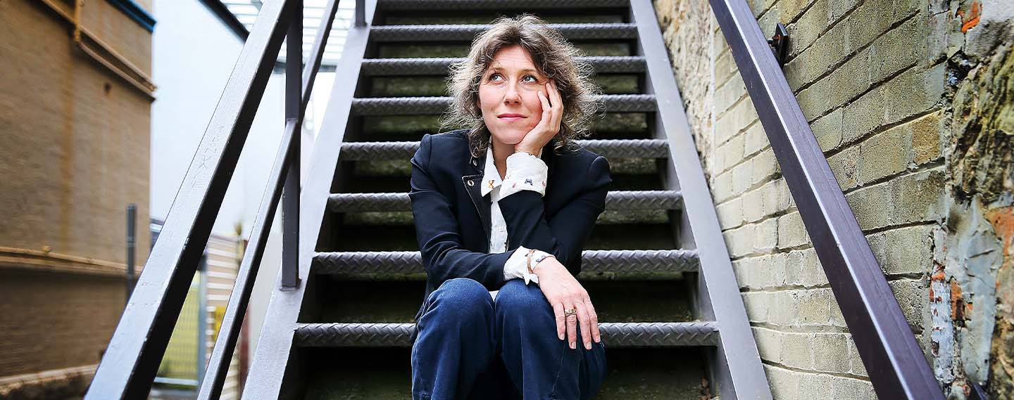 Being Martha Wainwright: How She Takes a Page from Her Own Life Story ...